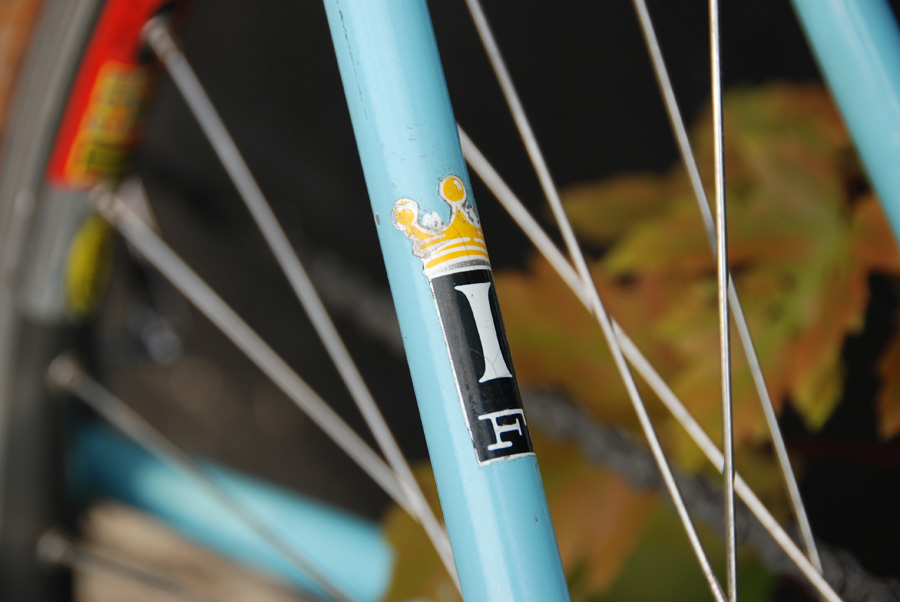 Independent Fabrication Deluxe + Pace RC200 F4 | Retrobike