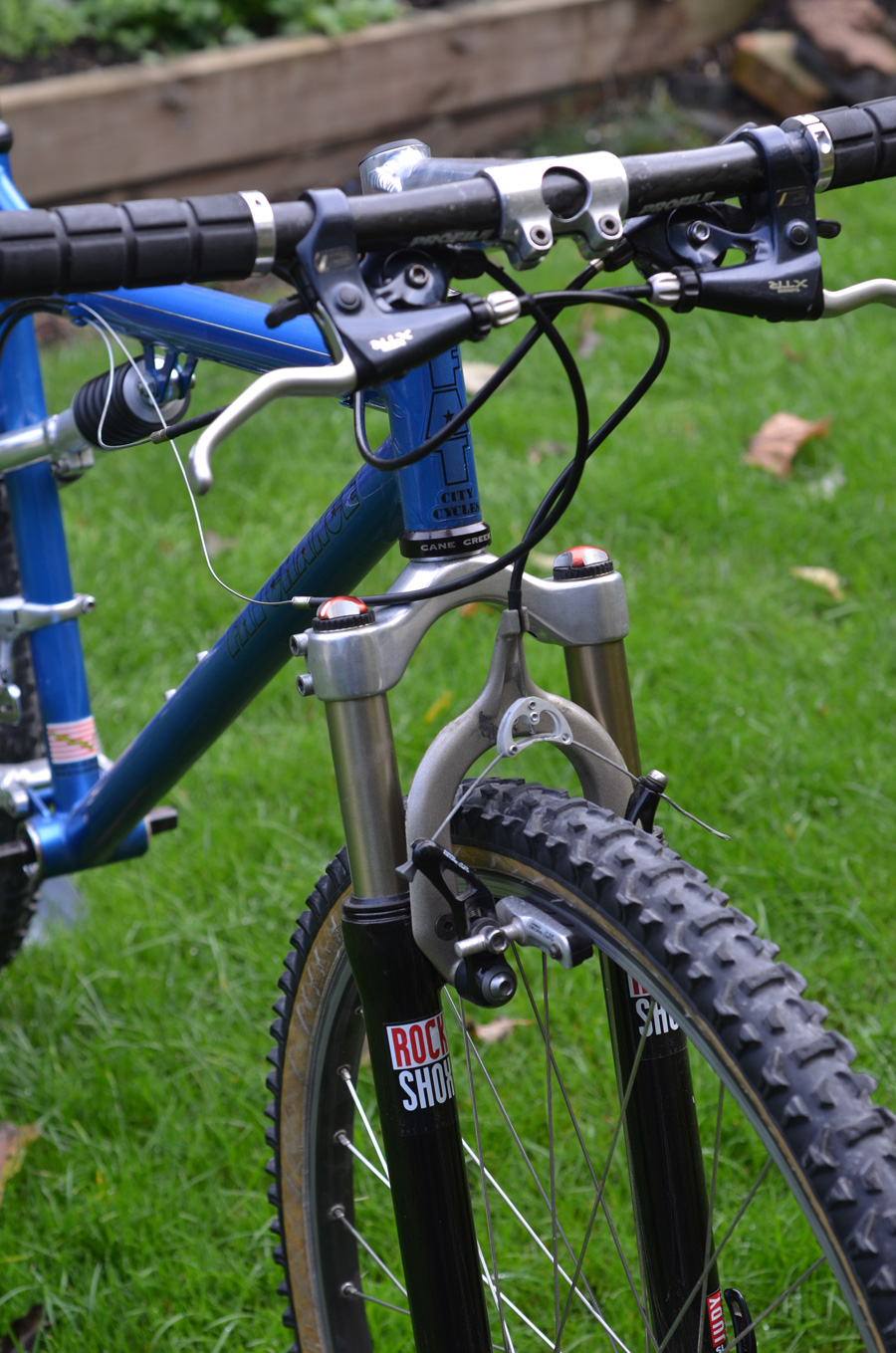 Fat Chance Shock a Billy Rolling Project | Retrobike